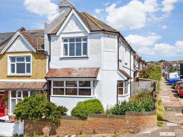 3 Bedroom End Of Terrace House