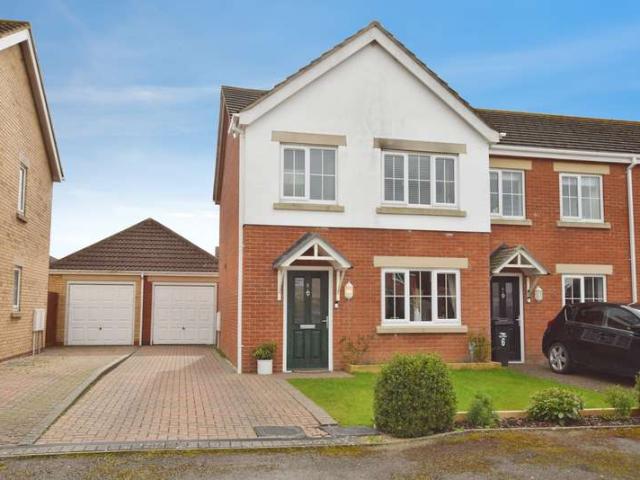 3 Bedroom End Of Terrace House