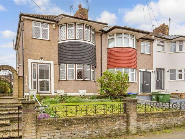 3 Bedroom End Of Terrace House