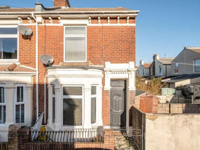 3 Bedroom End Of Terrace House
