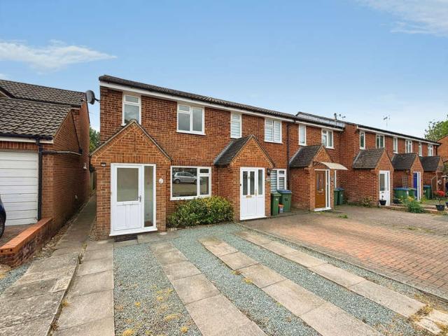 3 Bedroom End Of Terrace House