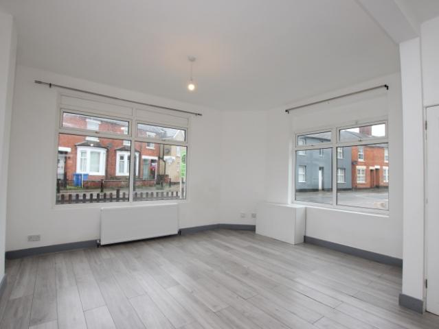 3 Bedroom End of Terrace House
