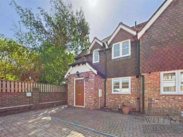 3 Bedroom End Of Terrace House