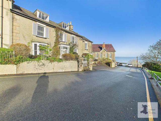 3 Bedroom End Of Terrace House