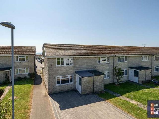 3 Bedroom End Of Terrace House