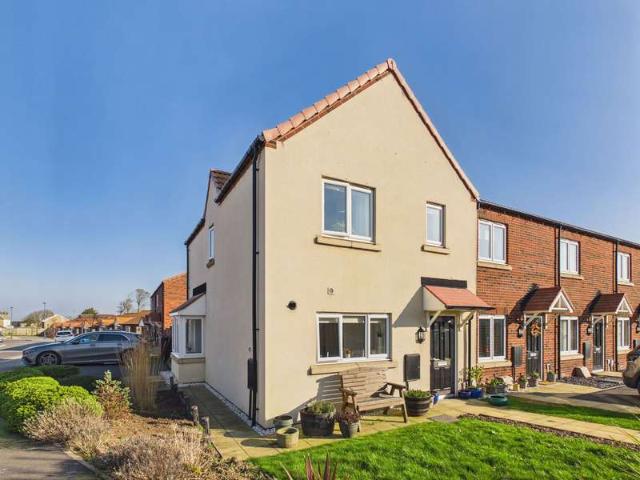3 Bedroom End Of Terrace House