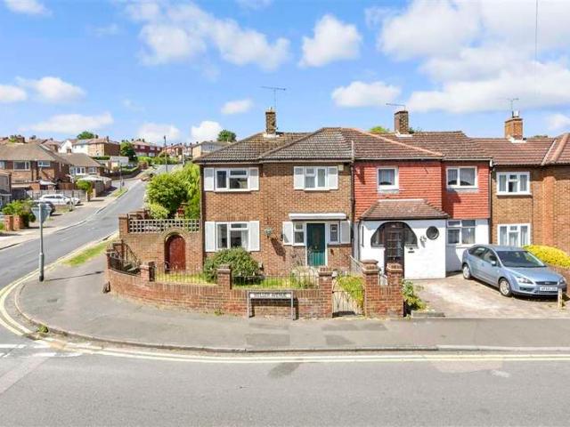 3 Bedroom End Of Terrace House