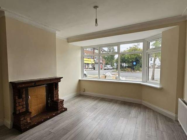 3 Bedroom End Of Terrace House