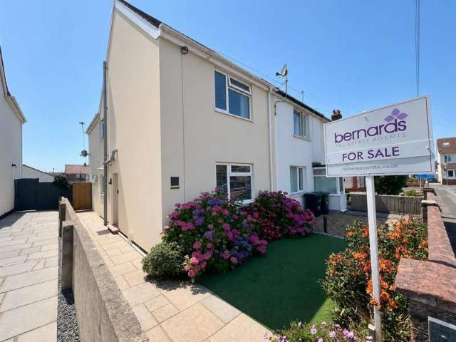 3 Bedroom End Of Terrace House