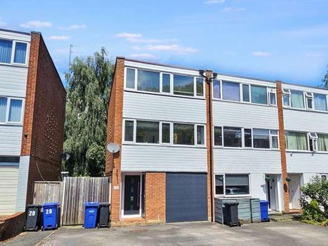 3 Bedroom End Of Terrace House