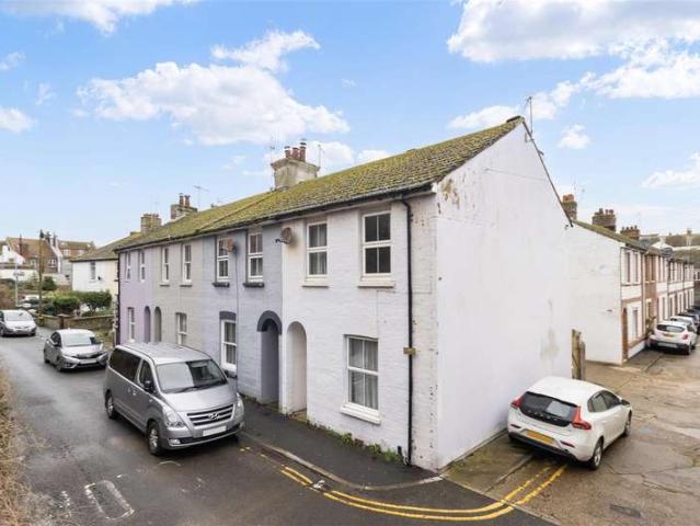 3 Bedroom End Of Terrace House