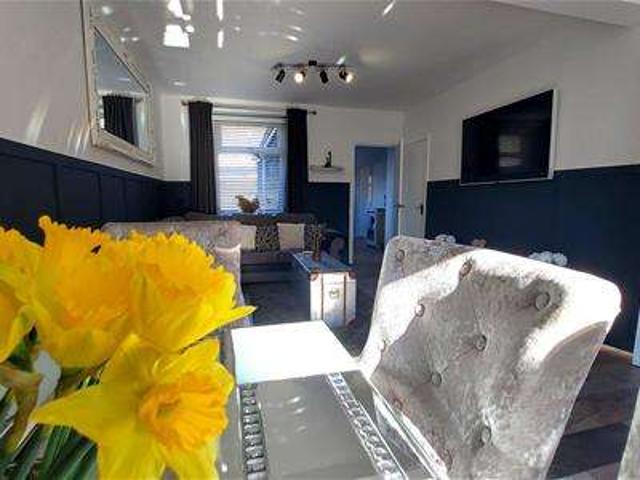 3 Bedroom End Of Terrace House