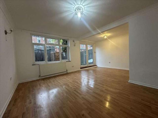 3 Bedroom End Of Terrace House