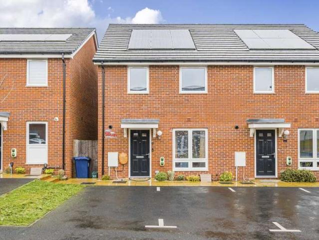 3 Bedroom End Of Terrace House