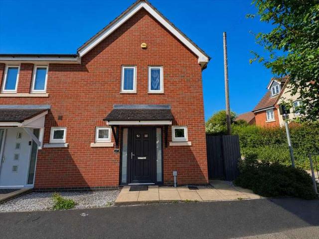 3 Bedroom End Of Terrace House