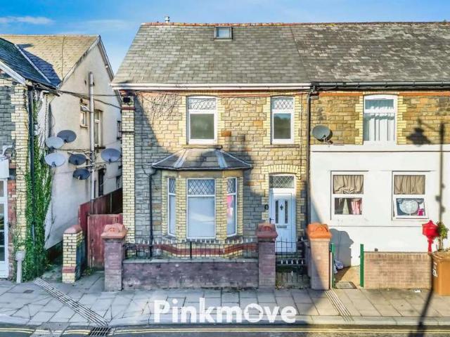 3 Bedroom End Of Terrace House