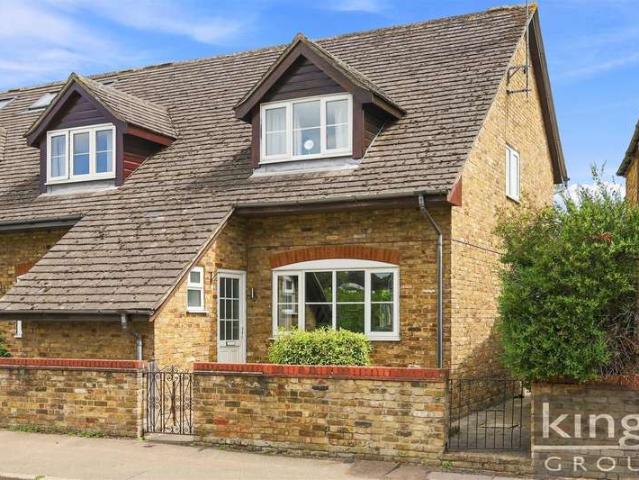 3 Bedroom End Of Terrace House