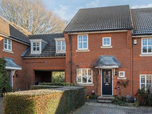 3 Bedroom End Of Terrace House