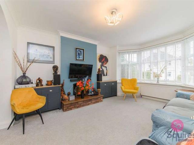 3 Bedroom End Of Terrace House