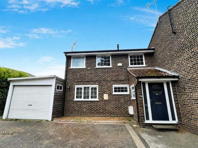 3 Bedroom End Of Terrace House
