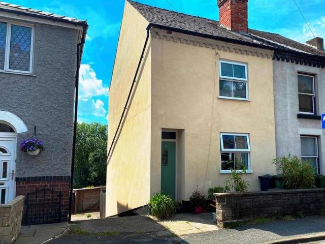 3 Bedroom End Of Terrace House