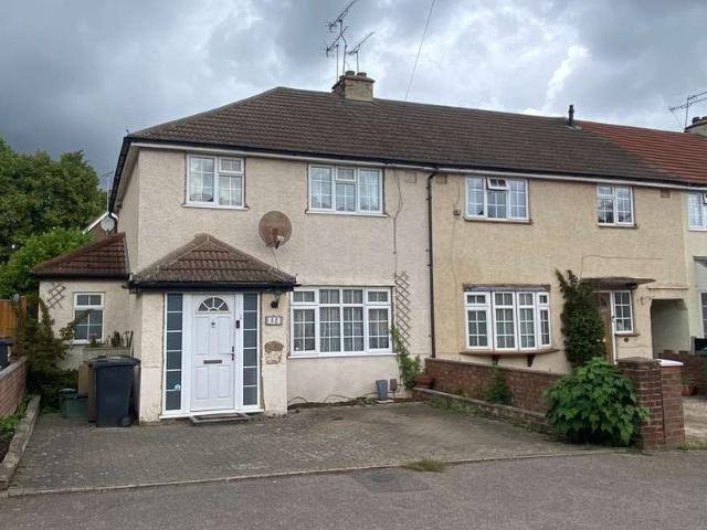 3 Bedroom End Of Terrace House