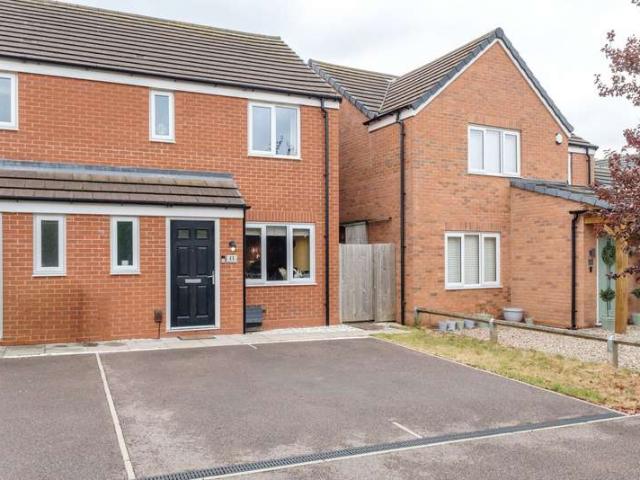 3 Bedroom End Of Terrace House