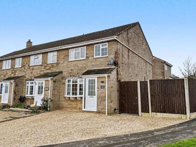 3 Bedroom End Of Terrace House