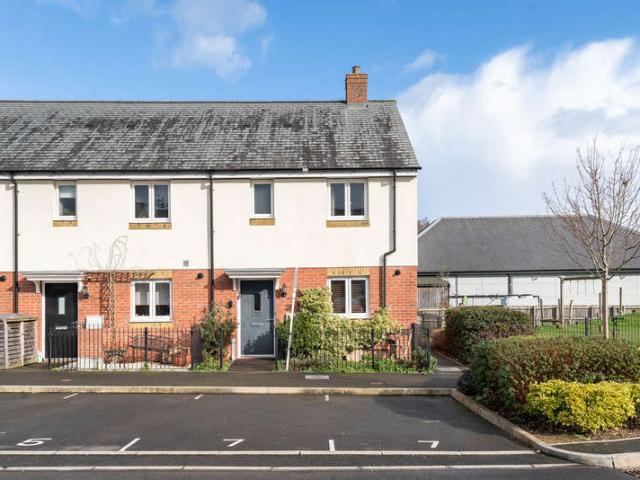 3 Bedroom End Of Terrace House