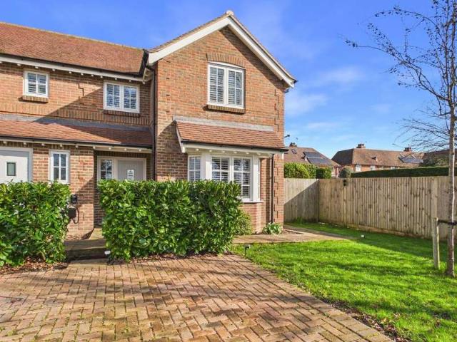 3 Bedroom End Of Terrace House