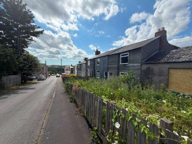 3 Bedroom End Of Terrace House