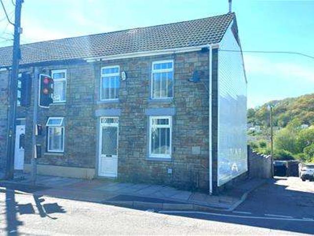 3 Bedroom End Of Terrace House