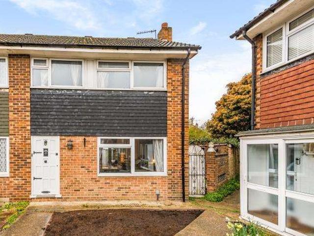 3 Bedroom End Of Terrace House