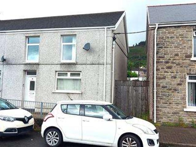 3 Bedroom End Of Terrace House