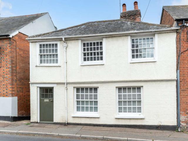 3 Bedroom End Of Terrace House