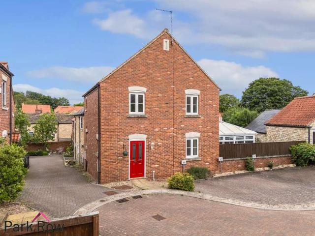 3 Bedroom End Of Terrace House