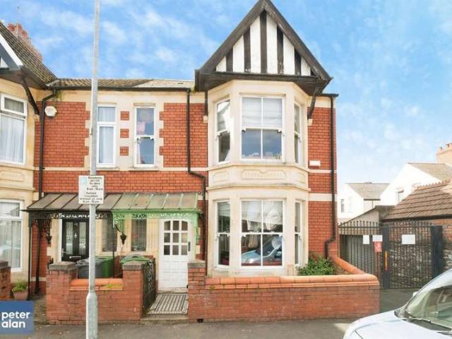 3 Bedroom End Of Terrace House