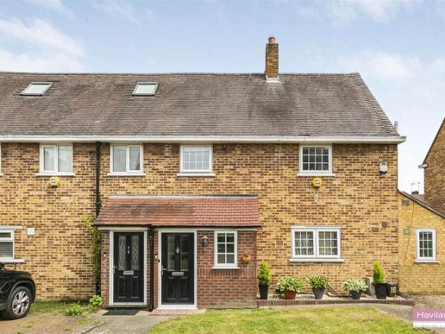 3 Bedroom End Of Terrace House