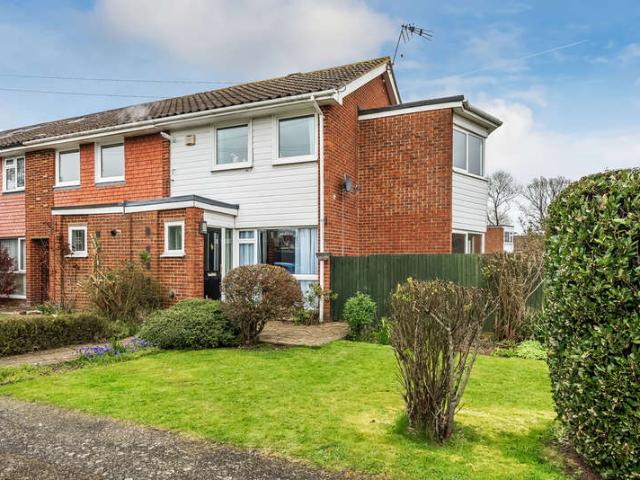 3 Bedroom End Of Terrace House
