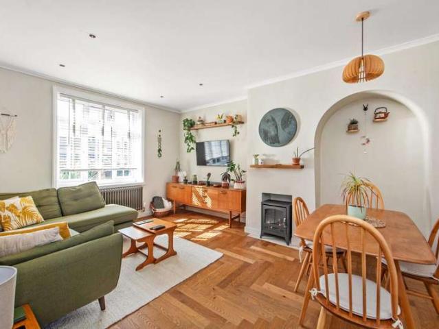 3 Bedroom End Of Terrace House