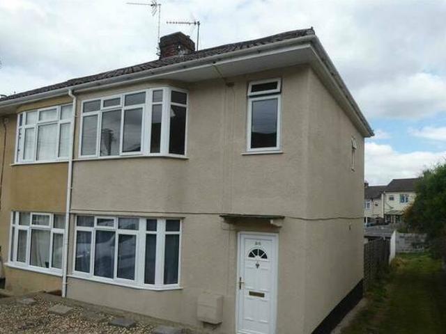 3 bedroom end of terrace house for rent in 24 Lawrence Grove Dursley GL11