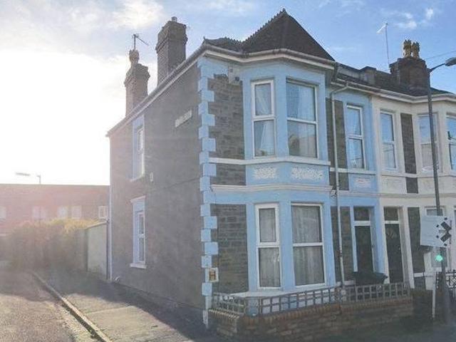 3 bedroom end of terrace house for rent in Cooksley Road Bristol BS5