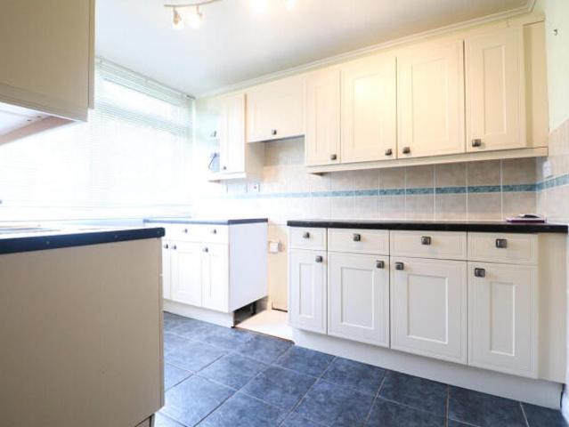 3 bedroom end of terrace house for rent in Corbridge Road, Reading, RG2