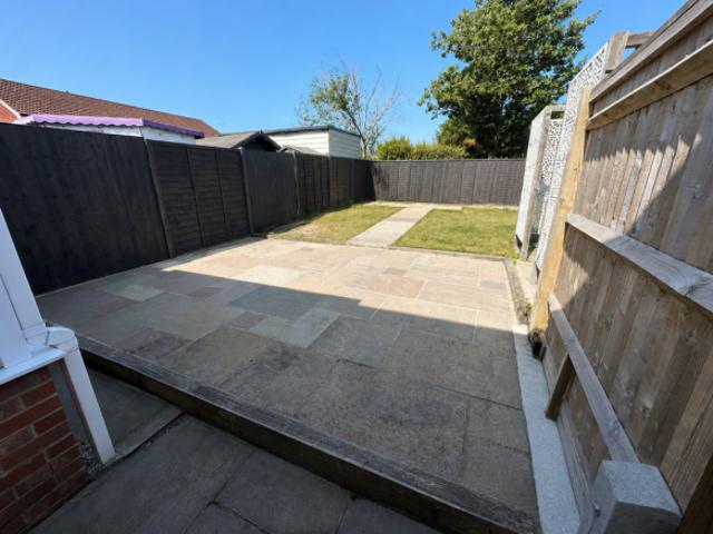 3 bedroom end of terrace house for rent in Caburn Close, Eastbourne, BN23 8LP, BN23