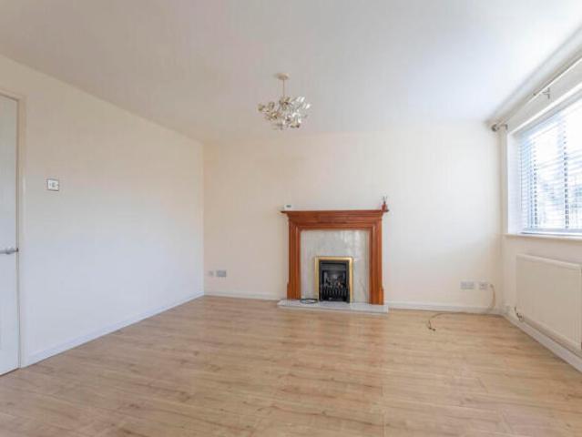 3 bedroom end of terrace house for rent in Campion Park, Cheltenham GL51 3WA, GL51