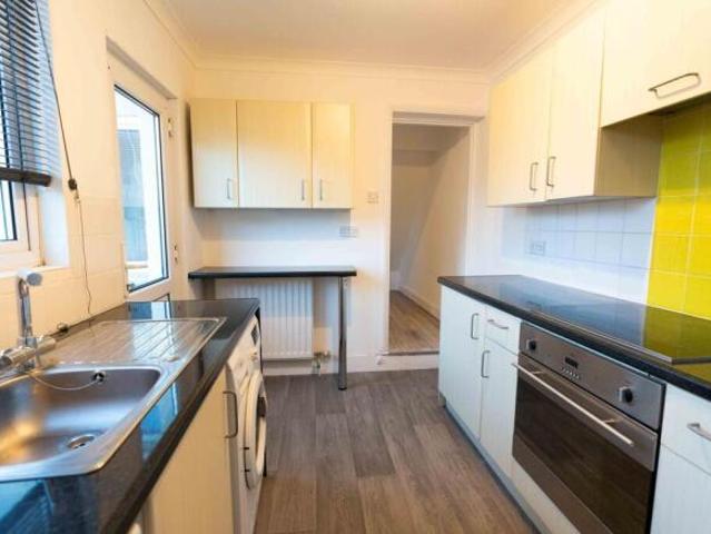 3 bedroom end of terrace house for rent in Cecil Road, Rochester, ME1