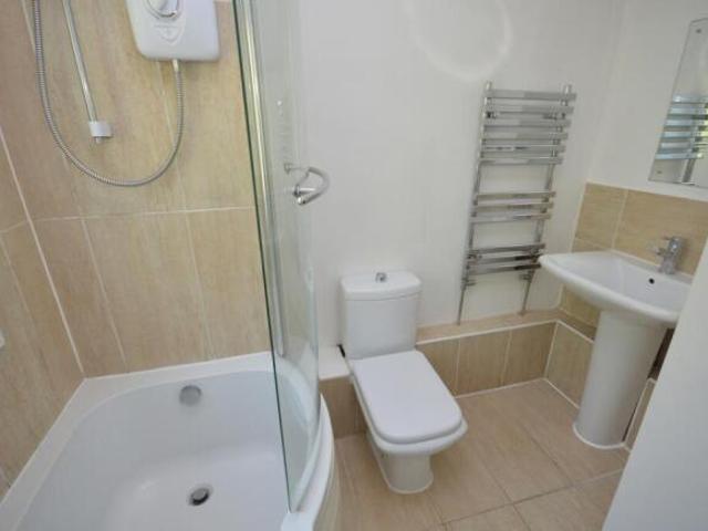 3 bedroom end of terrace house for rent in Chelmsford Road, Exeter, Devon, EX4