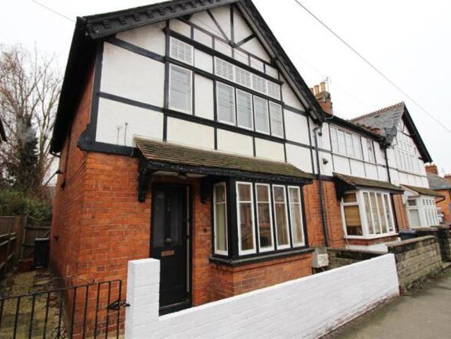 3 bedroom end of terrace house for rent in Chester Street, Caversham, Reading, RG4
