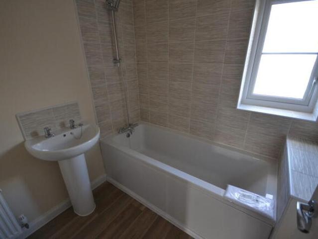3 bedroom end of terrace house for rent in Crystal Street, Cobridge, ST6