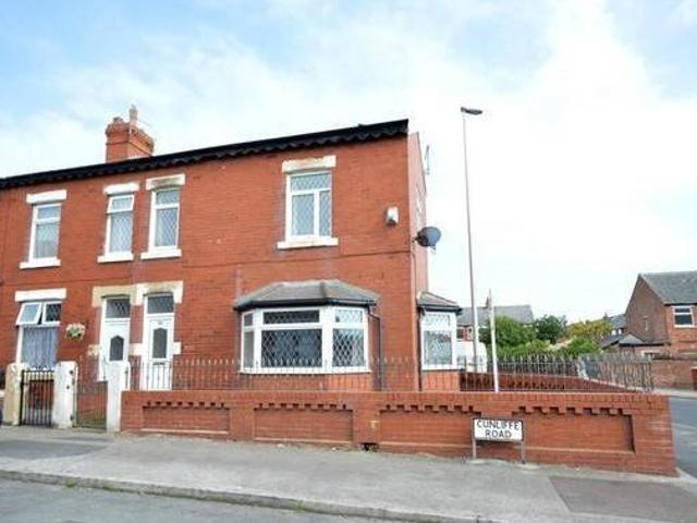 3 bedroom end of terrace house for rent in Cunliffe Road Blackpool FY1